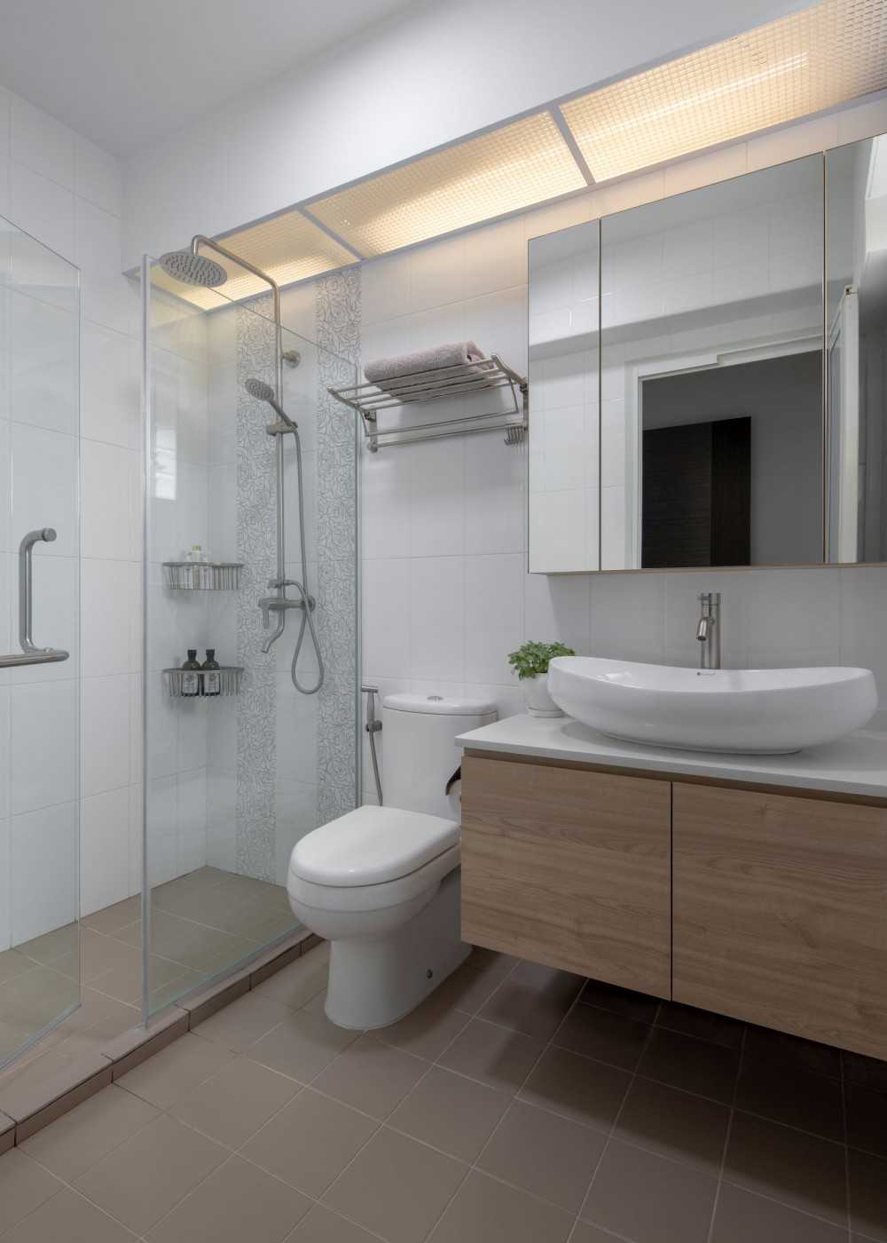 Scandinavian Bathroom at Bedok BTO Flat by Ritchie Creative Design - Hometrust