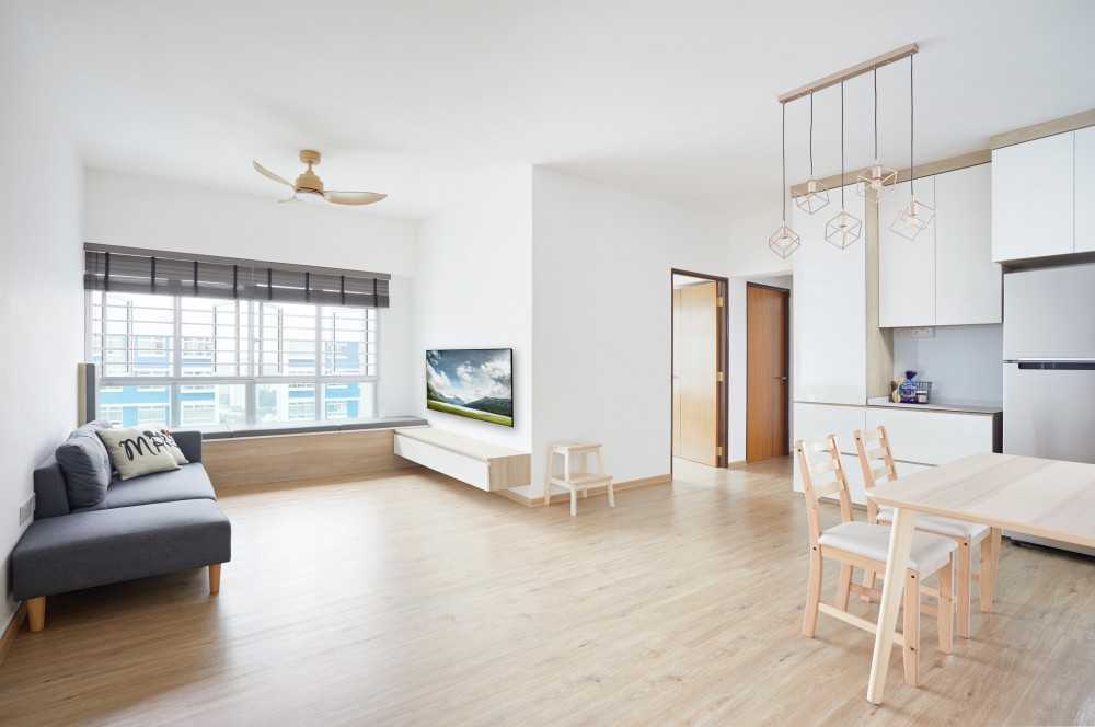 Minimalist Bedroom at Ang Mo Kio | 310 Ang Mo Kio by Design 4 Space Pte ...