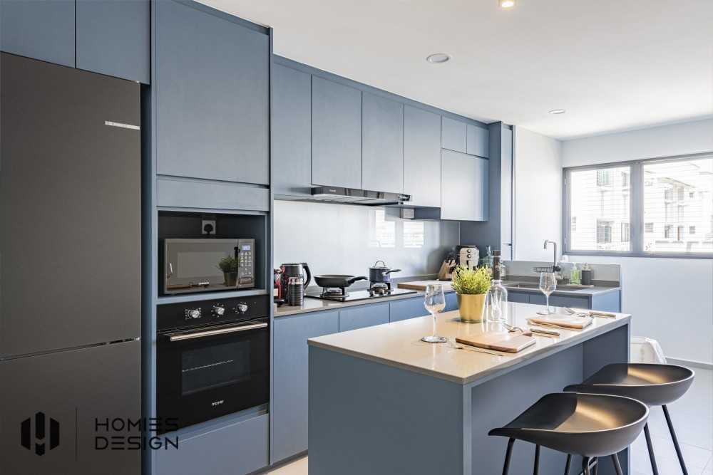 Contemporary Kitchen at 309 Shunfu Road by Homies Design - Hometrust