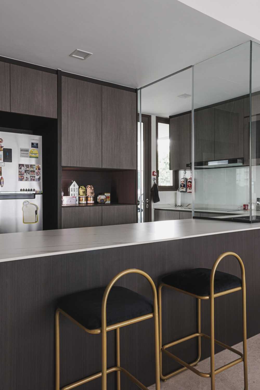 Modern Kitchen at ARCHIPELAGO by Homies Design - Hometrust