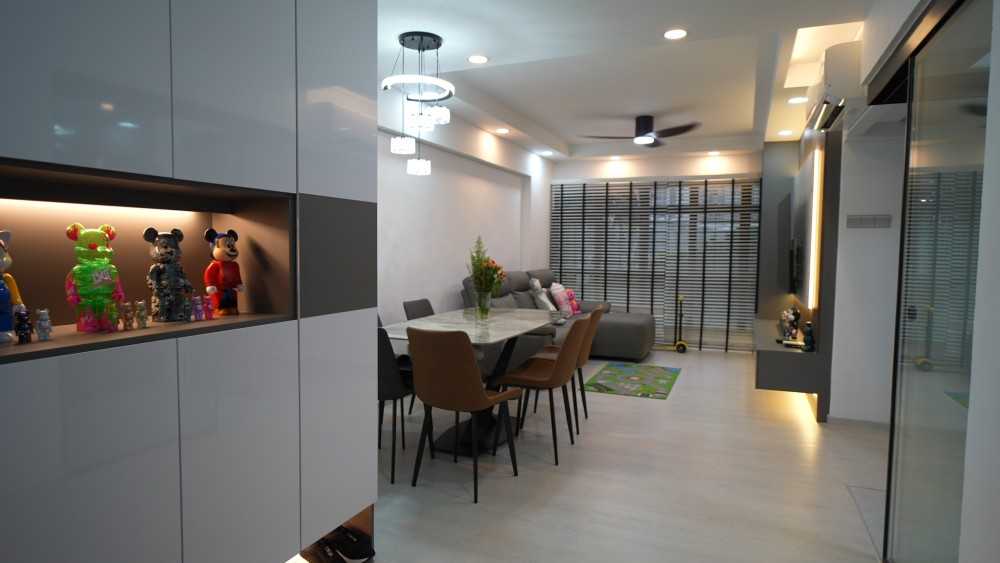 Modern Dining Room at 403 Fernvale Lane by Yellow Stein Pte Ltd - Hometrust