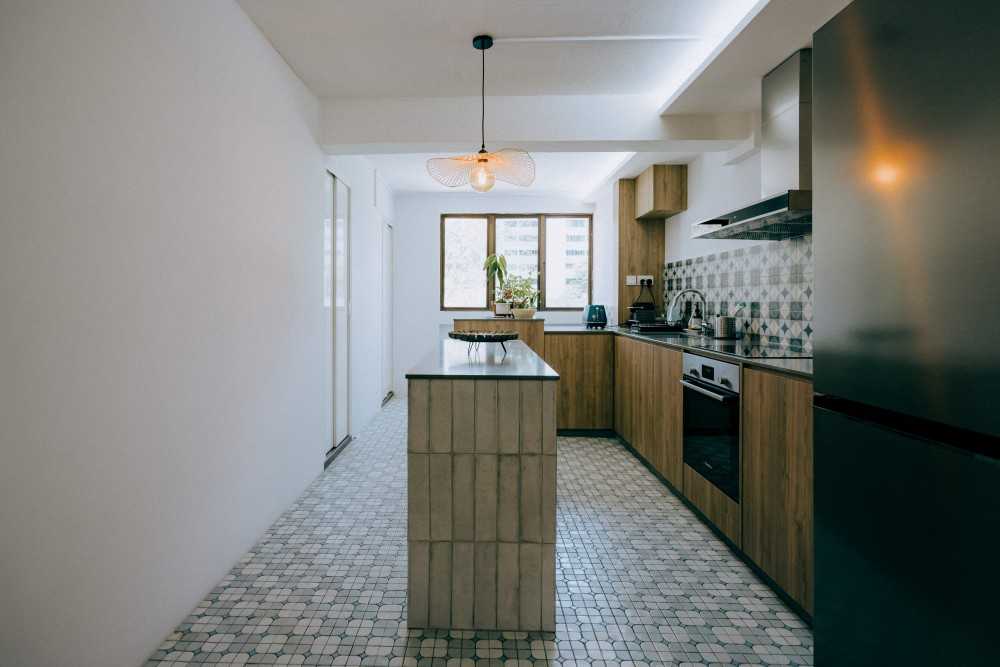 Vintage Kitchen at 3-Room Resale @ Telok Banglah by EZY Space - Hometrust