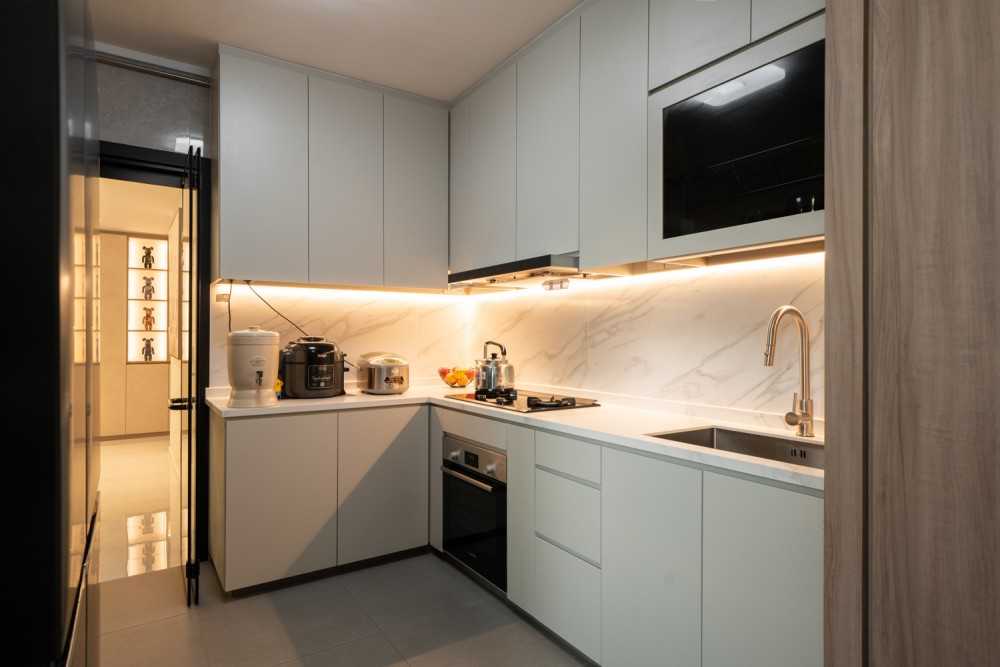 Modern Kitchen at Punggol | Punggol Field by Design 4 Space Pte Ltd ...