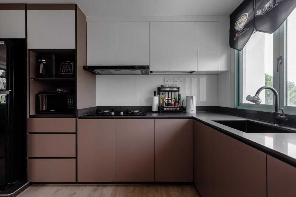 Contemporary Kitchen at 150 Mariam Way by Verse Concept - Hometrust