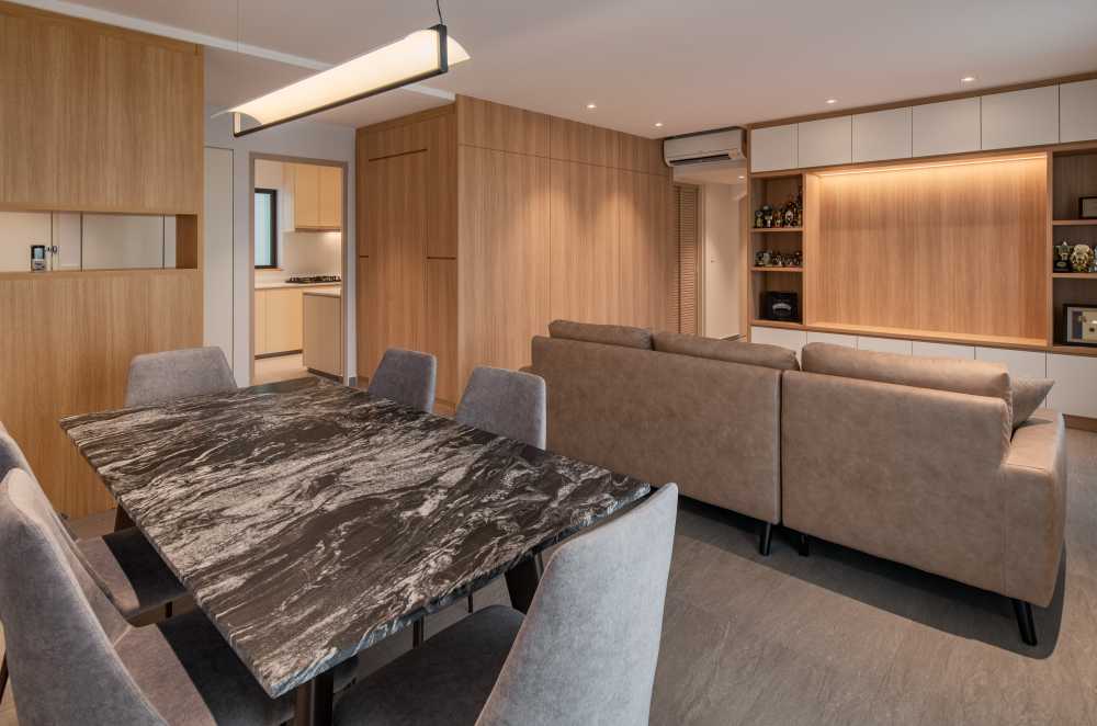 Minimalist Living Room at 5-Room Resale @ Dawson by EZY Space - Hometrust