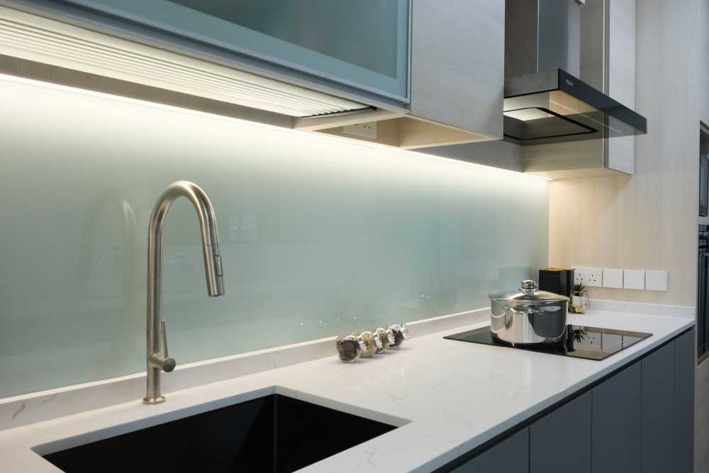 Contemporary Kitchen at Punggol Way by Great Oasis Interior Design ...