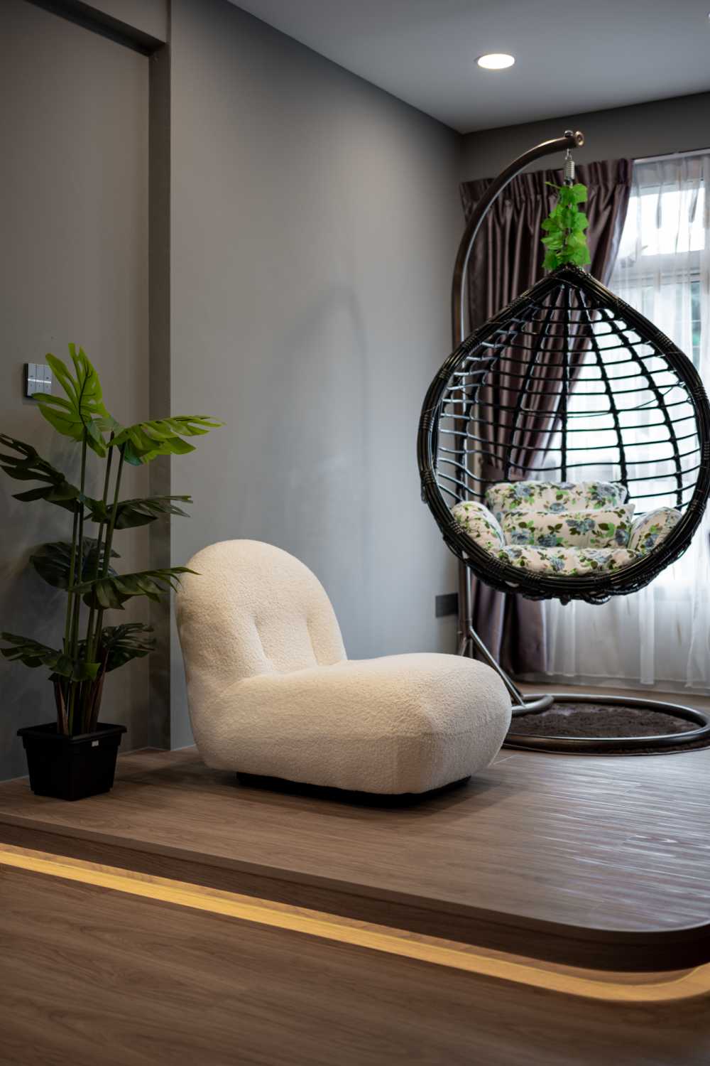 Modern Living Room at Bukit Batok West Scape by Spruce Interiors ...