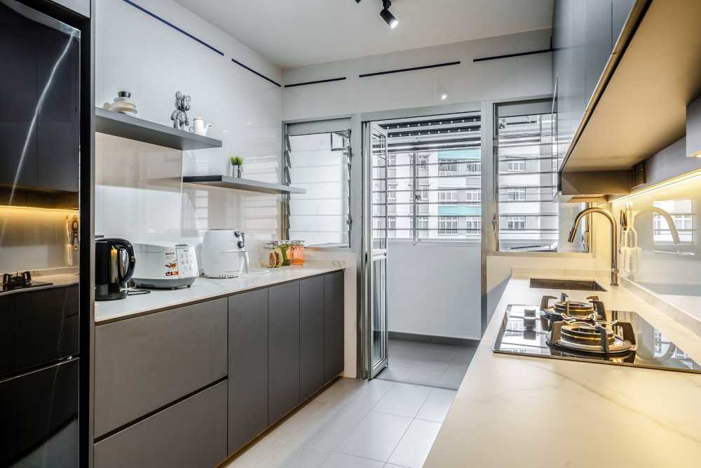Contemporary Kitchen at Tampines | Tampines Greencourt by Design 4 ...