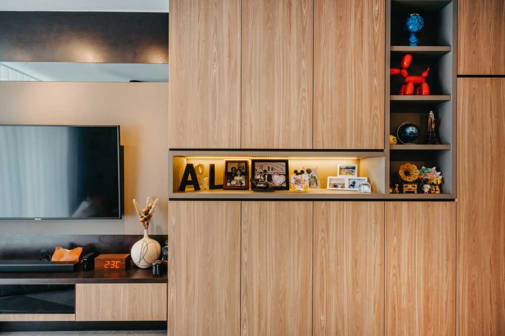 Contemporary Living Room at EA @ SEMBAWANG by New Age Interior - Hometrust