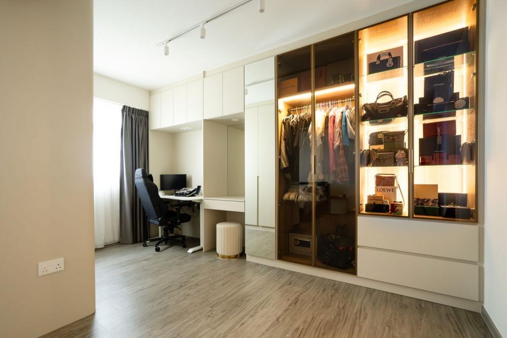 Modern Bedroom at 239A Boon Lay by Dibs Zeal - Hometrust